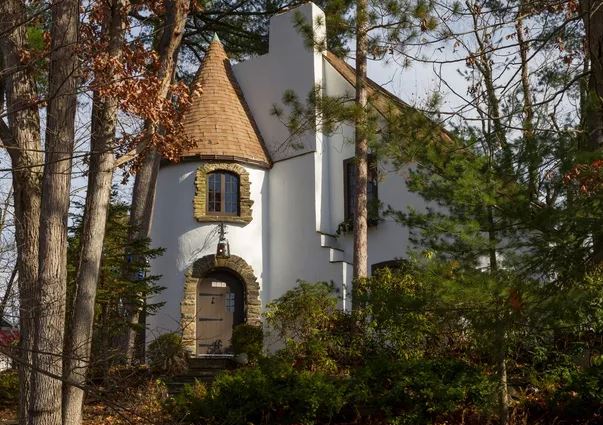 Castle on Glen | Finger Lakes Wine Country